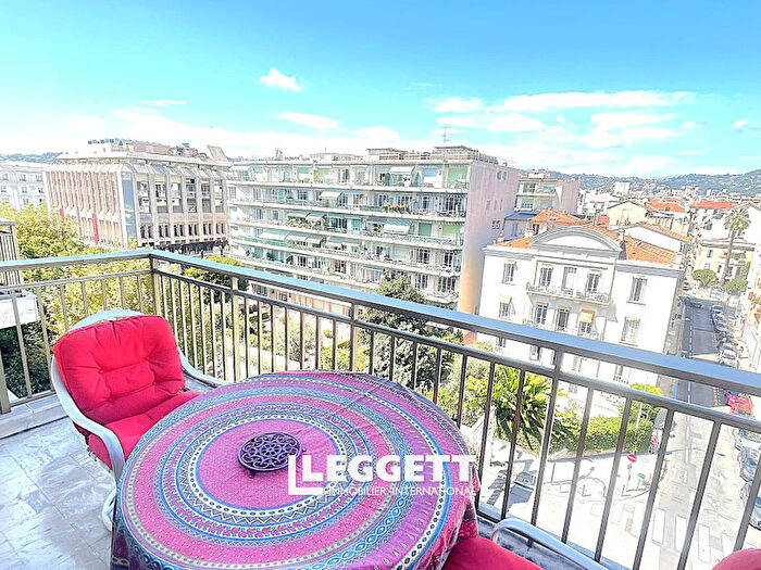 Appartement à vendre - Nice, Saint-Lambert, Bas-Cimiez - 3 pièces - 2 chambres