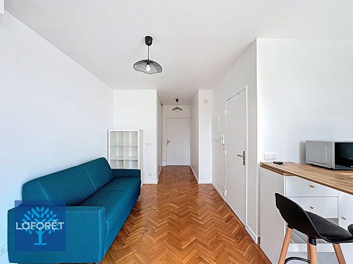 Appartement à louer - Bras de Fer-Tourelles, Évry-Courcouronnes - 1 pièce