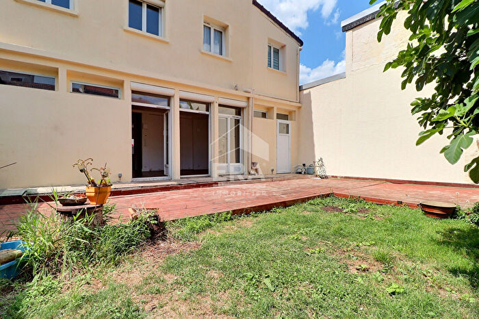 Maison 7 pièces à vendre à Aubervilliers, Robespierre, Cochennec, Péri