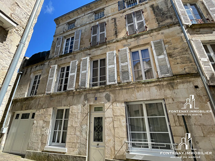 Fontenay-le-Comte, Commerce, Marchoux : Maison 5 pièces à vendre