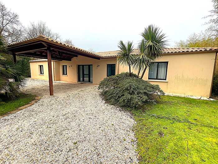 Maison à vendre - La Chevrolière - 8 pièces - 5 chambres