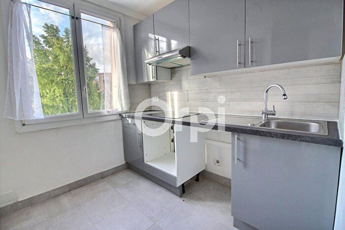 Appartement à louer - Centre Ville, Viry-Châtillon - 3 pièces - 2 chambres