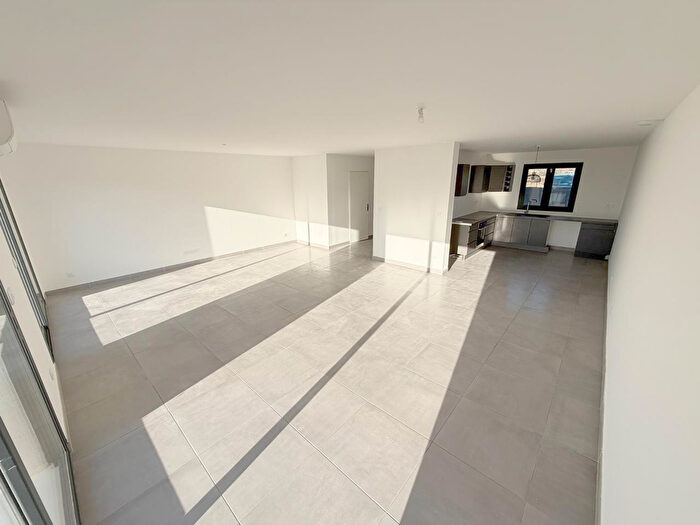 Maison 5 pièces à louer à La Calmette