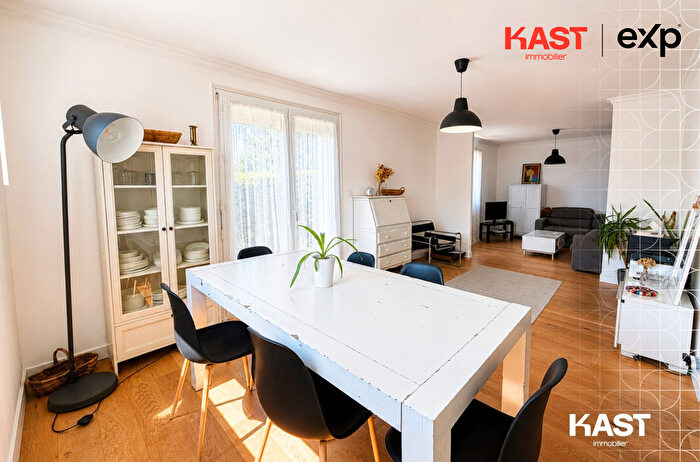 Maison 7 pièces à Plougoumelen, à vendre