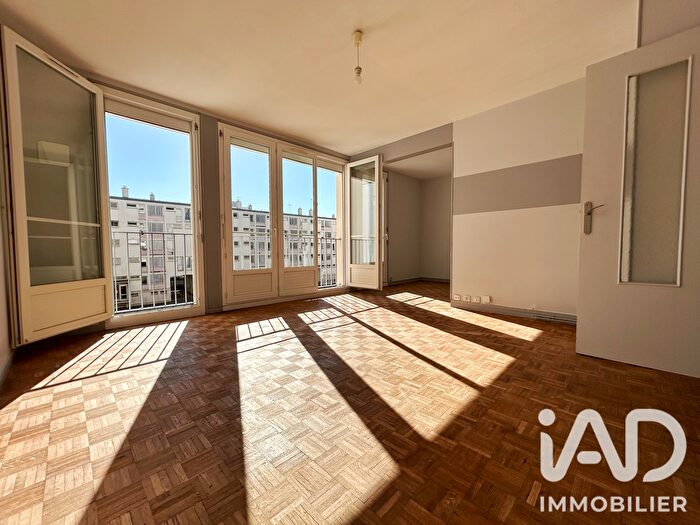 Quartiers Ouest, Bourg l'Evesque - Appartement 3 pièces à vendre