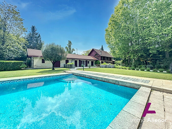 Maison 7 pièces à vendre à Pessac