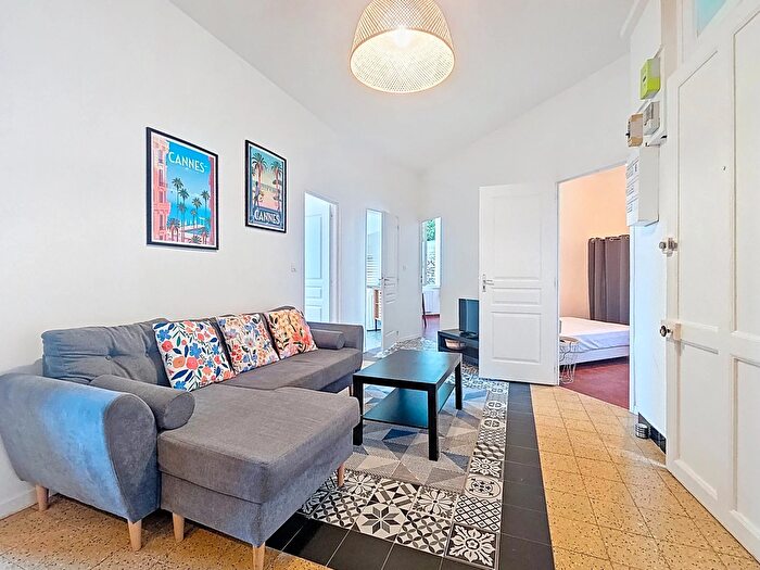 Appartement à vendre - Cannes, Petit Juas - 5 pièces - 4 chambres