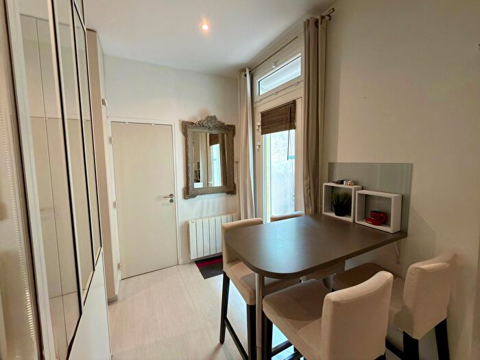 Paris 15ème, Emeriau, Zola - Appartement 2 pièces à vendre