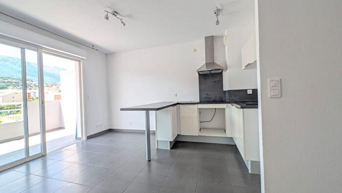 Appartement 2 pièces à Bastia, à louer