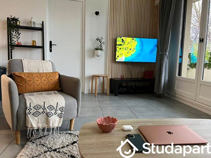 Appartement à louer - Chemin Dupuis-Paradis, Cergy - 1 pièce - 3 chambres