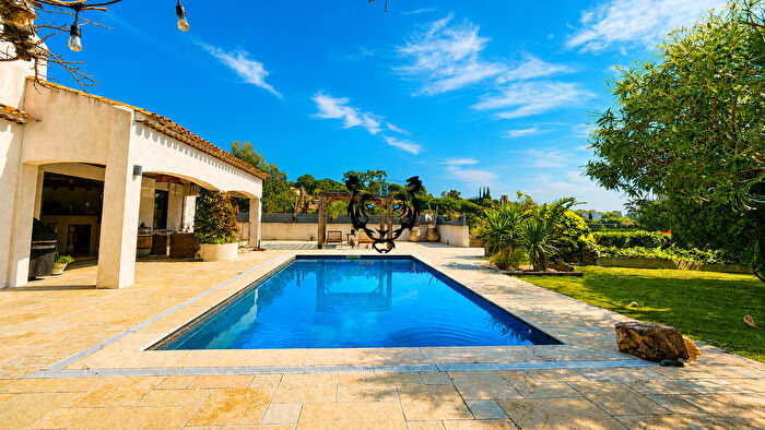Maison 11 pièces à vendre à Sainte-Maxime, Virgiles, Capet dAzur, Souleyas, Croisette