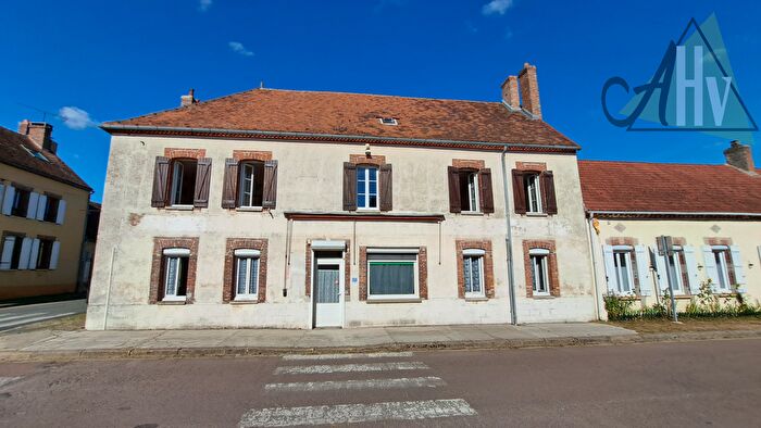 Maison 11 pièces à vendre - Thorigny-sur-Oreuse