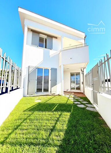 Maison à vendre - Martigues, Laurons, Carro, La Couronne, Croix-Sainte - 3 pièces