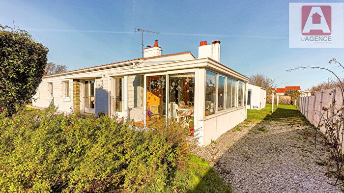 Maison à vendre - Saint-Gilles-Croix-de-Vie - 6 pièces - 4 chambres