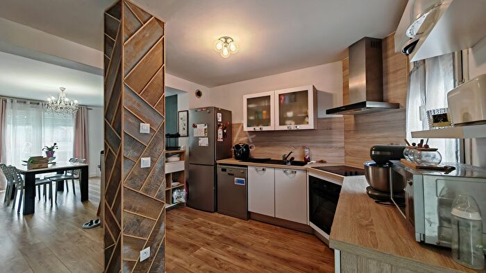 Maison à vendre - Lagny-le-Sec - 4 pièces - 3 chambres