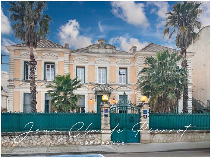 Appartement à vendre - Lunel, Centre-ville, Gare - 3 pièces - 2 chambres