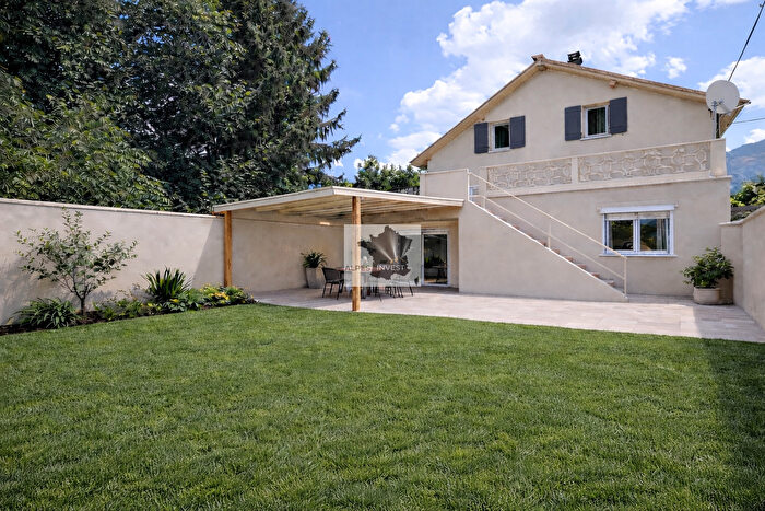 Maison à vendre - Pontcharra - 8 pièces - 6 chambres