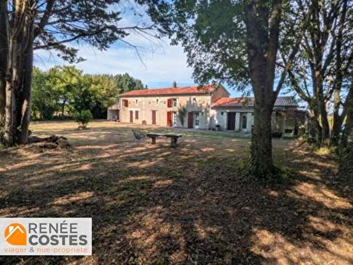 Vendeuvre-du-Poitou - Maison 5 pièces à vendre