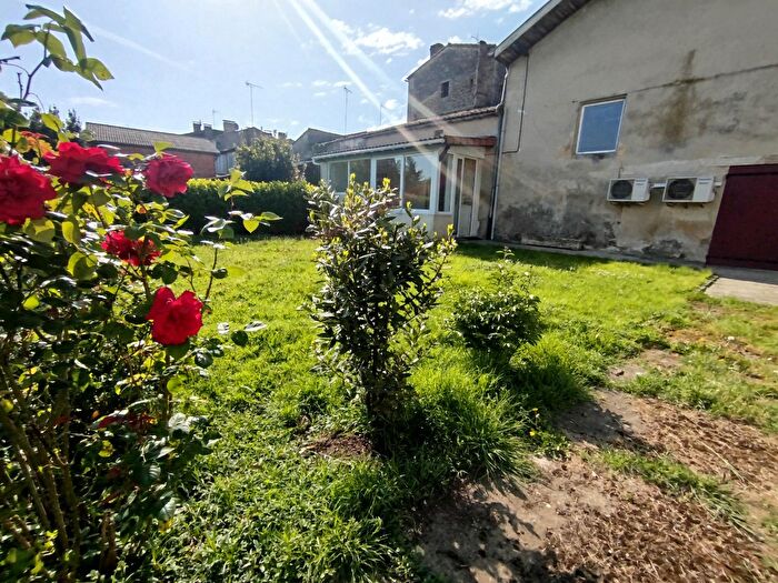 Maison à vendre - Gironde-sur-Dropt - 7 pièces - 4 chambres