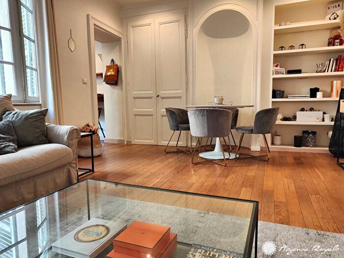 Appartement à louer - Saint Louis, Saint-Germain-en-Laye - 2 pièces - 1 chambre