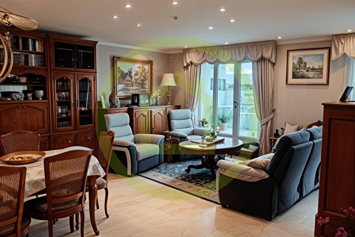 Appartement à vendre - Aulnay-sous-Bois, Mairie, Paul Bert - 3 pièces - 2 chambres