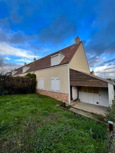 Maison 4 pièces à louer à Chevenon