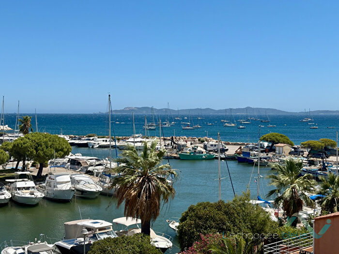 Appartement à vendre - Hyères, Port - 5 pièces - 3 chambres