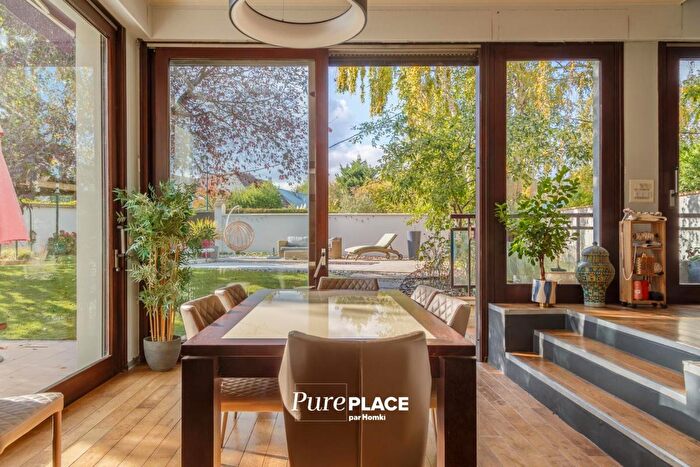 Pontoise, Saint-Martin : Maison 8 pièces à vendre