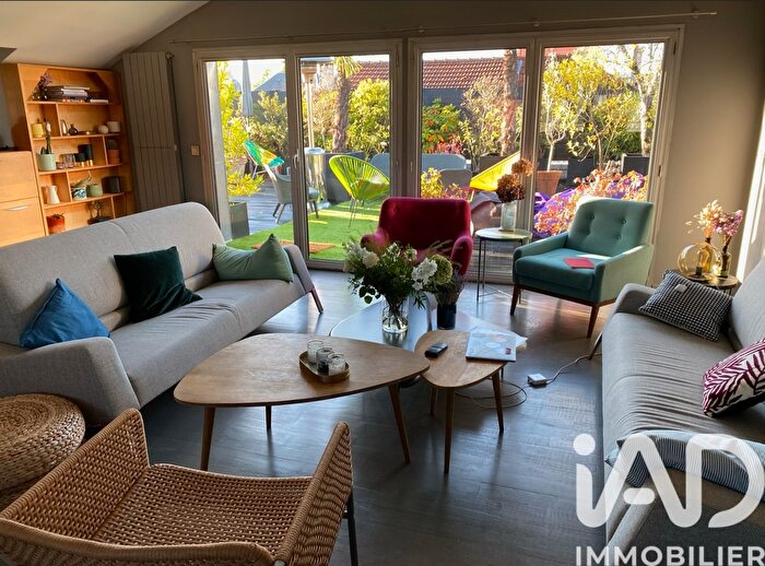 Maison à vendre - Colombes, Agent Sarre - 11 pièces - 4 chambres