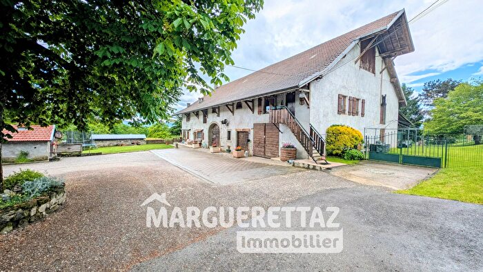 Maison 8 pièces à vendre à Bonne