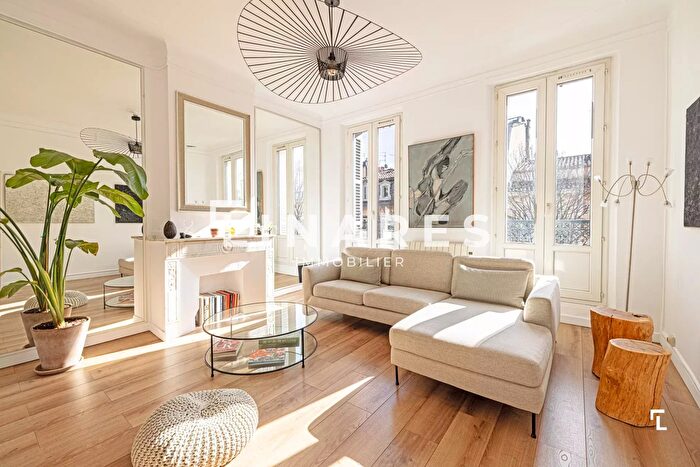 Appartement à vendre - Marseille er , Saint-Charles - 3 pièces - 2 chambres