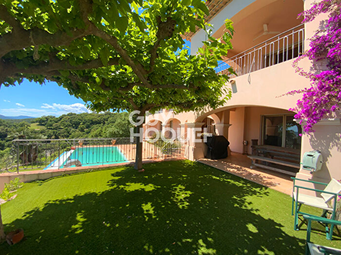 Maison à vendre - Sainte-Maxime, Saquèdes, Quilladou, Garonnette, Golfe - 7 pièces - 6 chambres