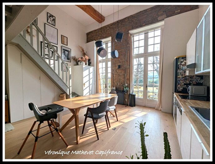 Appartement 4 pièces à Lissieu, à vendre