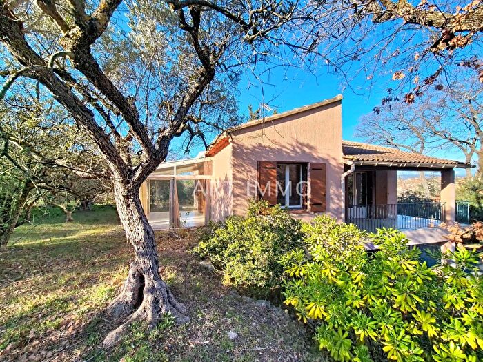 Maison à vendre - Robion - 6 pièces - 2 chambres