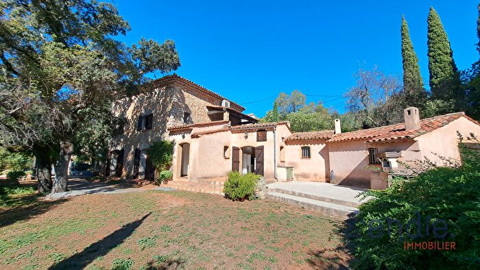 Maison à vendre - Lorgues - 5 pièces - 4 chambres