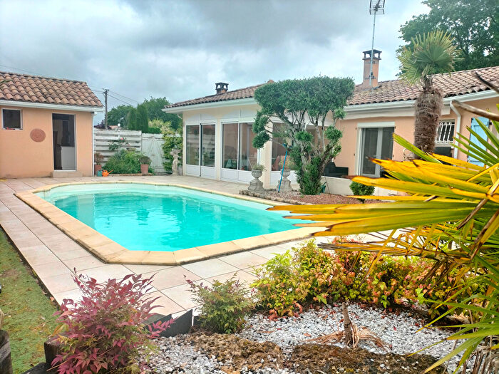 Maison à vendre - Sarbazan - 6 pièces - 4 chambres