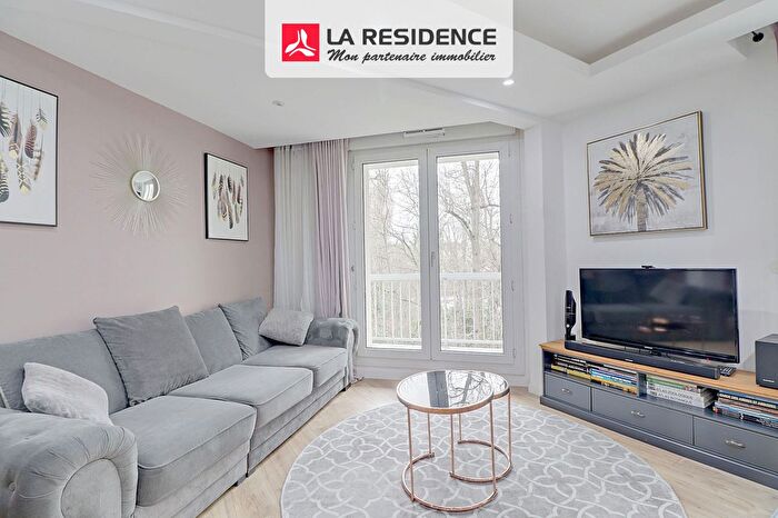 Appartement à vendre - Le Port-Marly - 4 pièces - 3 chambres