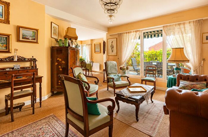 Bois-Colombes, Henri Litolff, Leconte : Appartement 4 pièces à vendre