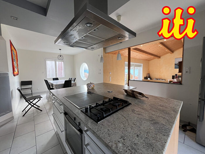 Maison à vendre - Les Sables-dOlonne, Sous-préfecture, La Chaume - 5 pièces - 4 chambres