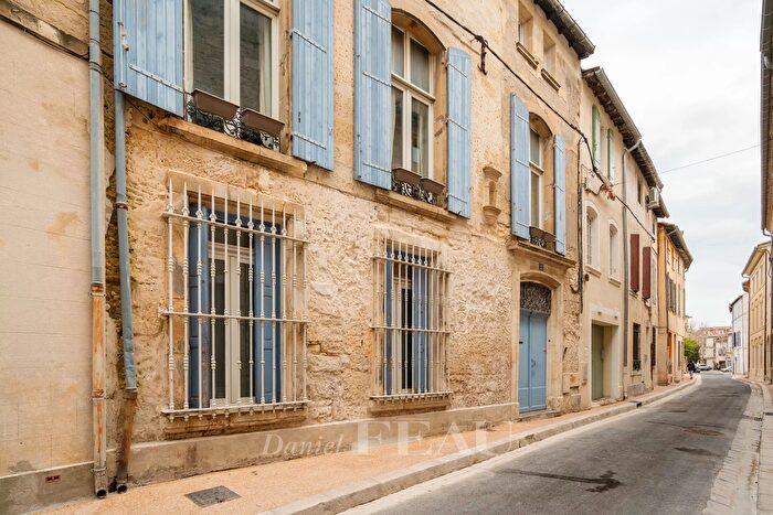 Maison à vendre - Tarascon, Centre-ville, Château, Condamine - 9 pièces - 4 chambres