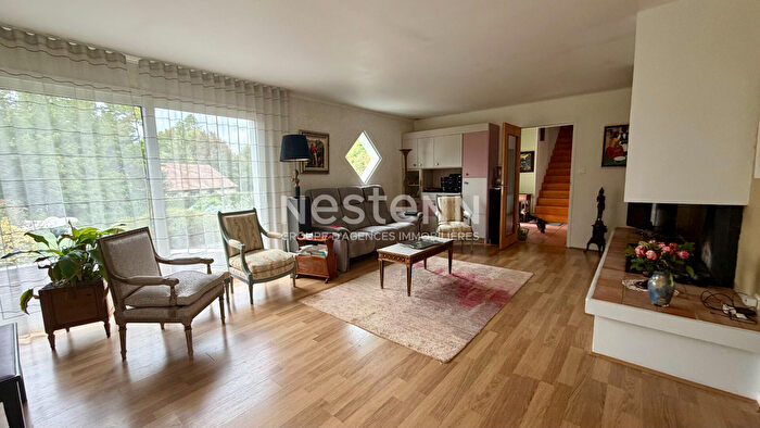 Maison 8 pièces à Quincampoix, à vendre