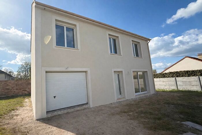 Maison à vendre - Égly - 7 pièces - 6 chambres