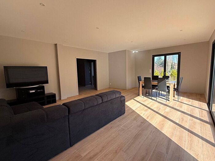 Maison à louer - Est, Saint-Cyr-au-Mont-dOr - 5 pièces - 4 chambres