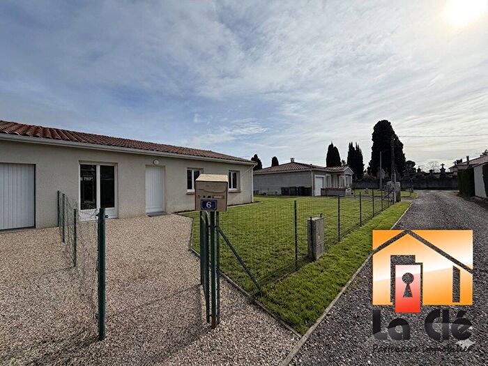 Maison à louer - Le Passage - 5 pièces - 4 chambres