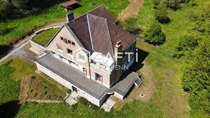 Maison 11 pièces à Sedan, Résidence Ardennes, Fond de Givonne, à vendre