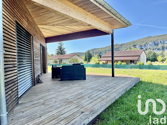 Maison à vendre - Tour-de-Faure - 6 pièces - 3 chambres