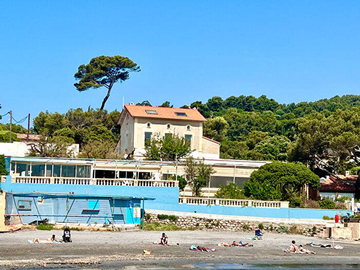 Maison à vendre - La Seyne-sur-Mer, Sud - 6 pièces - 6 chambres