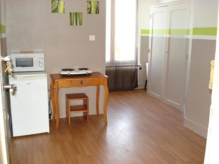 Appartement 1 pièce à louer à Roanne, Centre-ville, Varenne