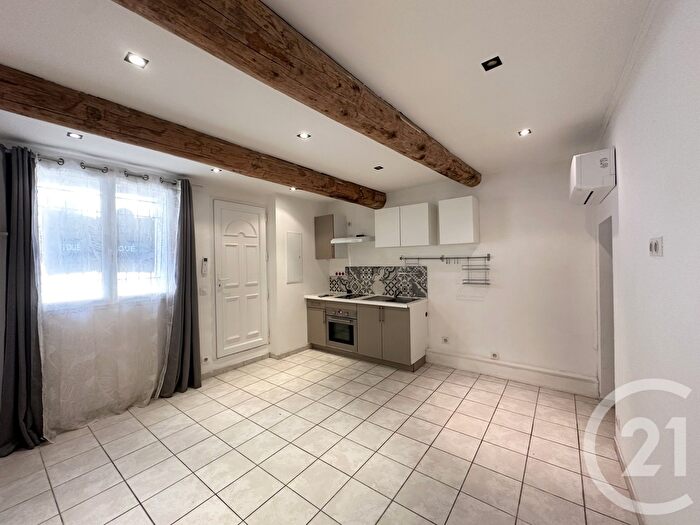 Maison 3 pièces à Saint-Laurent-d'Aigouze, à louer