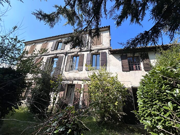 Maison à vendre - Tarascon, Kilmaine, Cité du Cheval, Marly, Radoubs - 7 pièces - 5 chambres